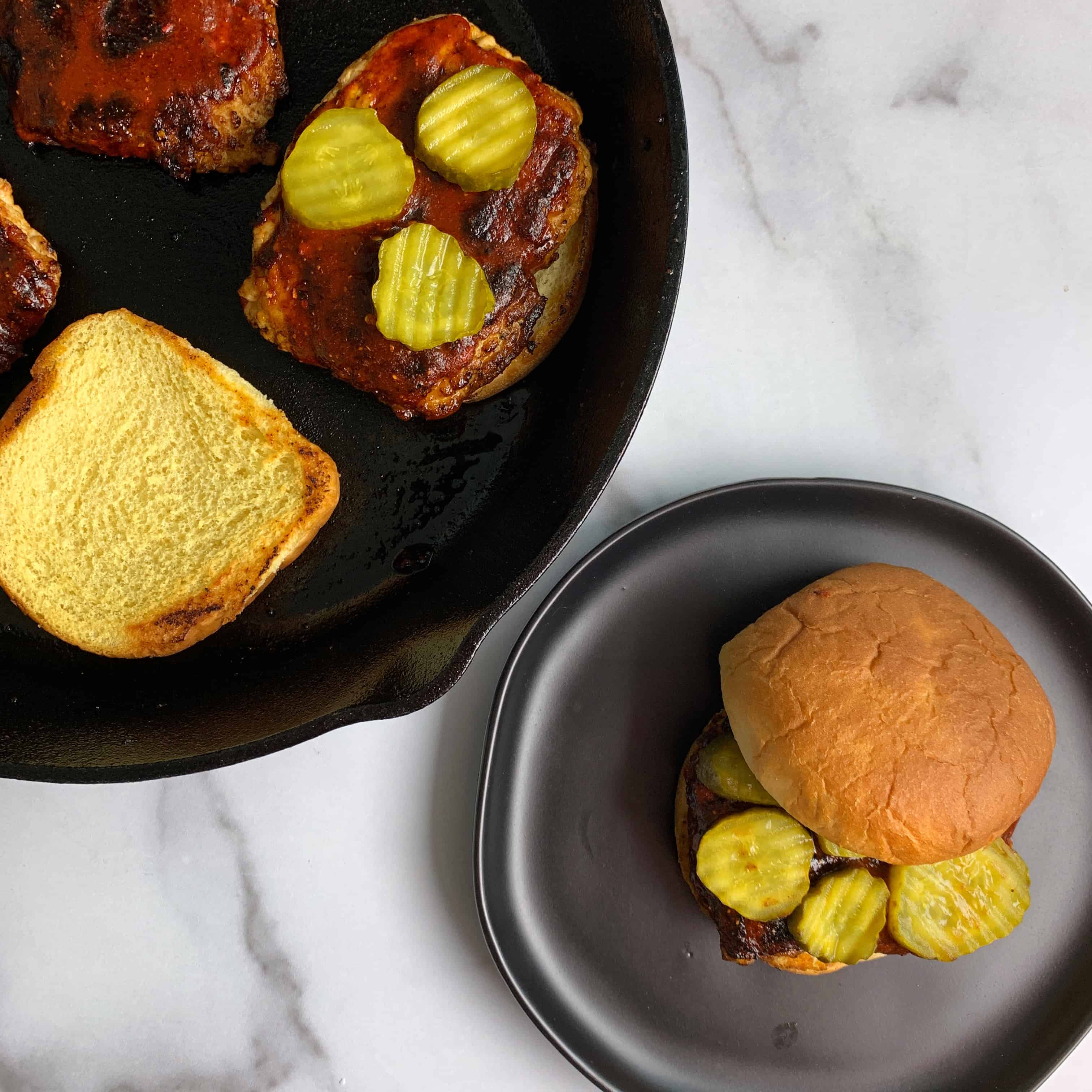 Healthier Nashville Hot Chicken Burgers (0 Carbs, 150 Cals, 1 SmartPoint)