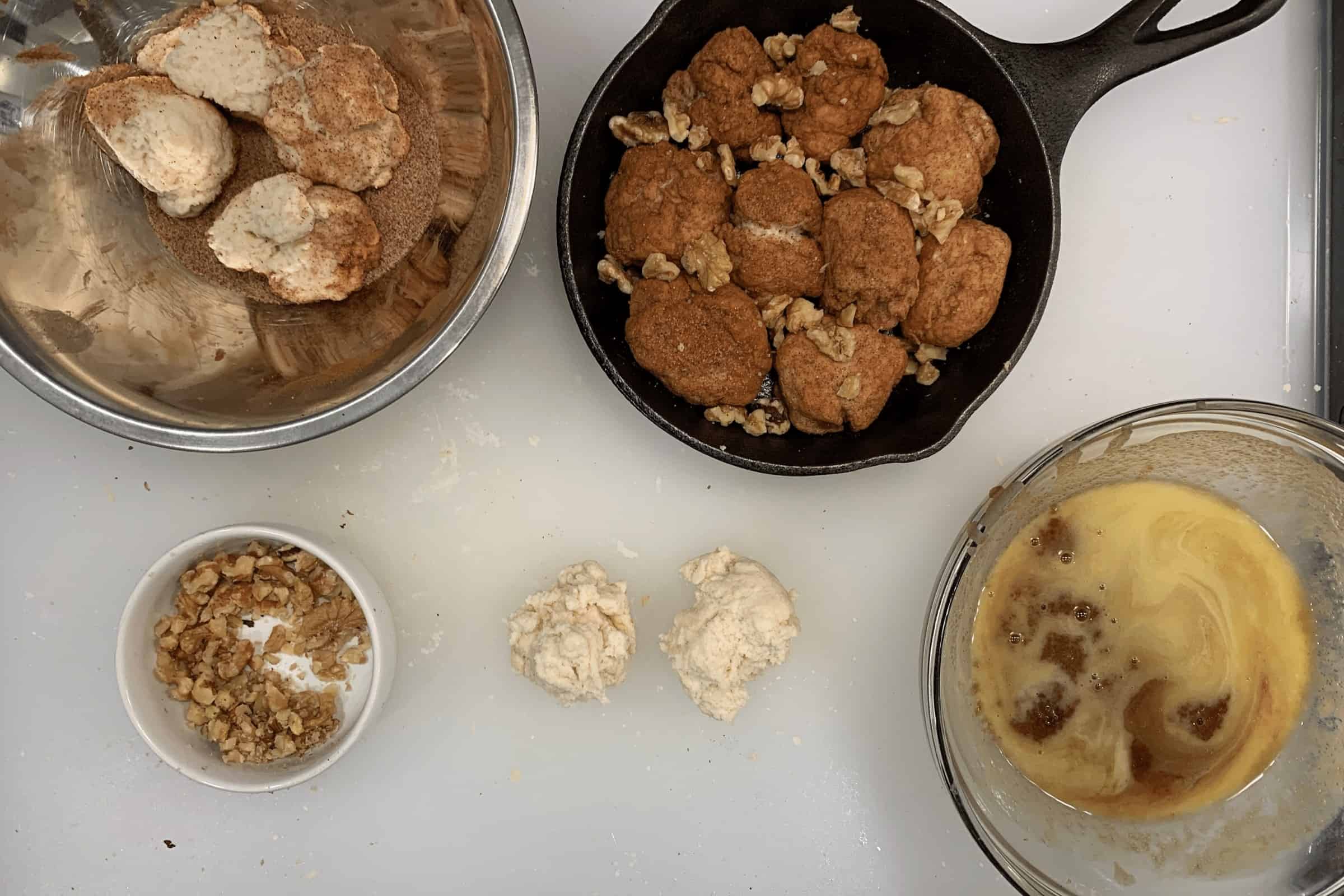 Copycat Monkey Bread Pizookie Recipe - Kinda Healthy Recipes